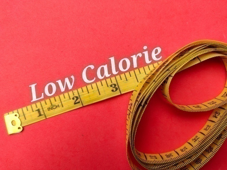 Cum să creezi mese în deficit caloric: Meniu zilnic și rețete